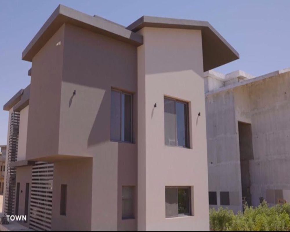 New Cairo fly | MONKEY EG